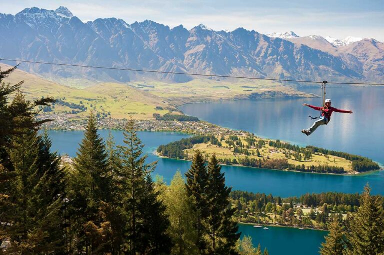 The Best Queenstown Zipline Tours for Adventurers